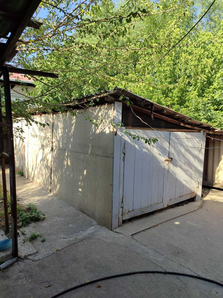 Продаётся участок в Бектемирском районе ( Ик- Ота)