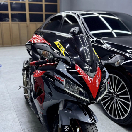 Honda cbr 1000 rr