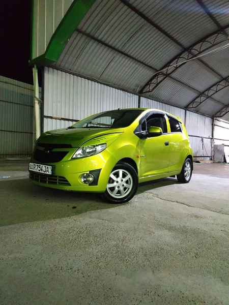 CHEVROLET SPARK LT 2011 yil benzin