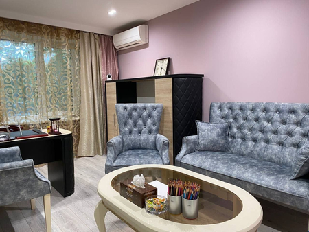 3/2/4 Буюк Ипак Йули 70m²
2х6 Кирпич 

Состояние: Евроремонт 
Ор-р: Ме