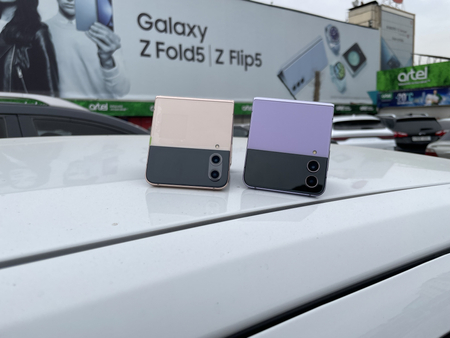 Samsung galaxy Z flip 4