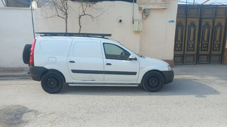 Продаю лада Ларгус.