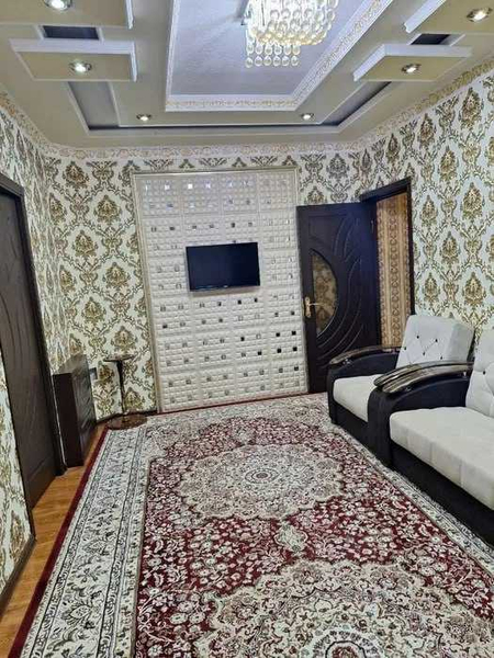 Тинчликда 1 хона 2 хона килинган 4- каватда жойлашган, майдони 43 м2