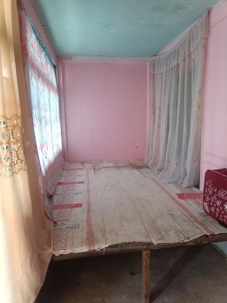 UY SOTILADI 1 xona 1-etaj qogan malumotla telda 10.500$