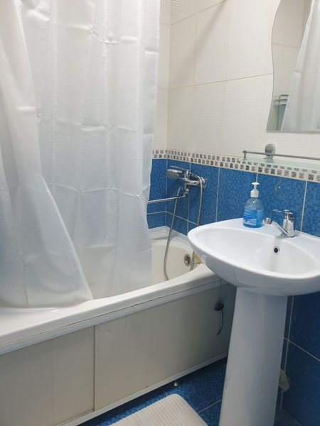 Продается 1 ком. С мебелью и техникой.