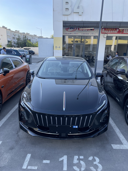 Hongqi EQM 5/ 2024 / arzon / avtokredit / naqd / electo car