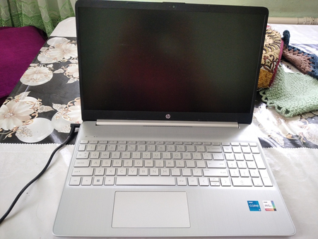 HP laptop 15s-fq5xxx