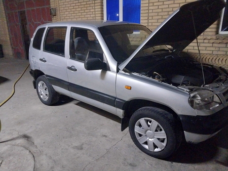 Niva chevrolet 2004 yil