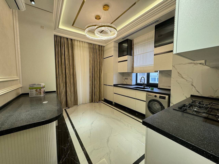 Продам квартиру 3х ком 95м2 ЖК МУХТАШАМ Финансовый институт Алайский