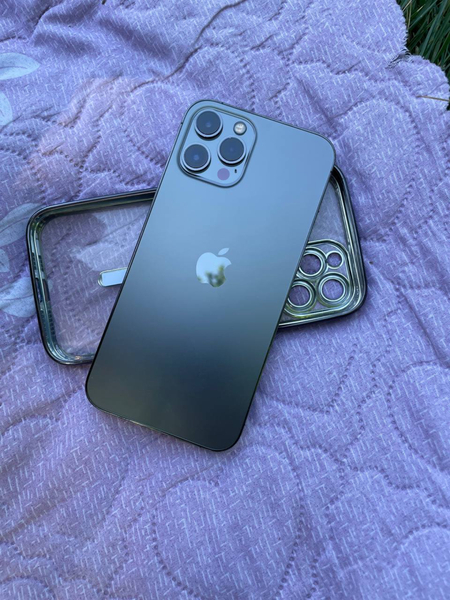 iPhone 12 pro max