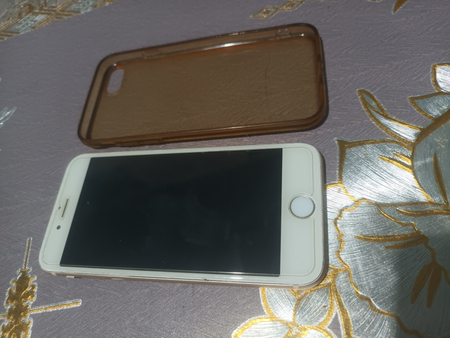 Iphone 7.    Xitoy varianti