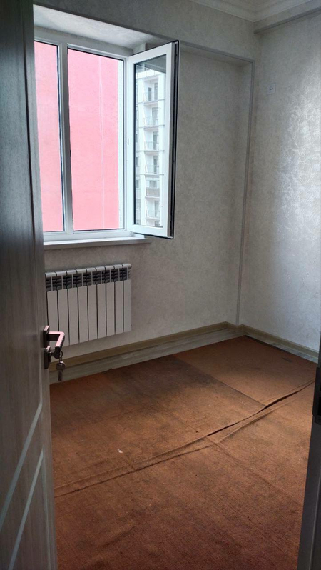 Сдаётся 2 комнатная Куйлук массив 3,  8-метро