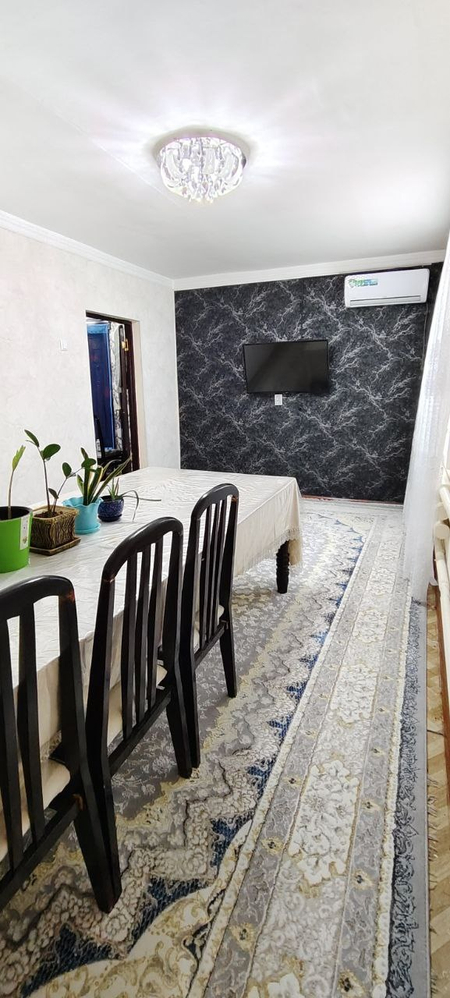 Tez arada 2 xanali jay satiladi, baxasi 295.mln kelisimli , tel
