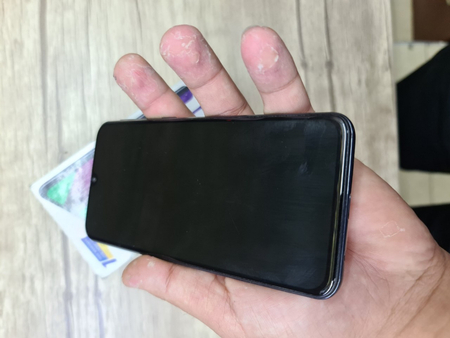 Samsung A40 sotiladi