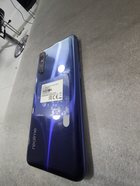 REALMI 6 8/128 gb