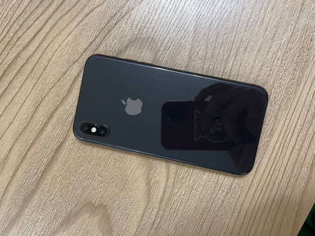 Iphone X 64GB   .