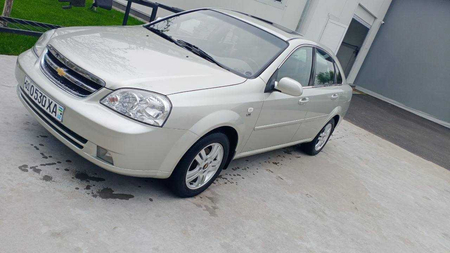 Продается Ласетти 1.8- 2009г