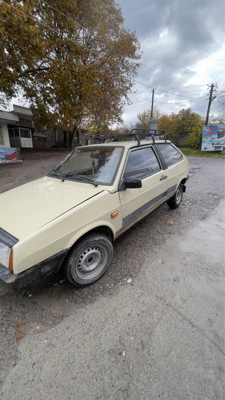 Vaz 2108 sotiladi yurb turgan moshina