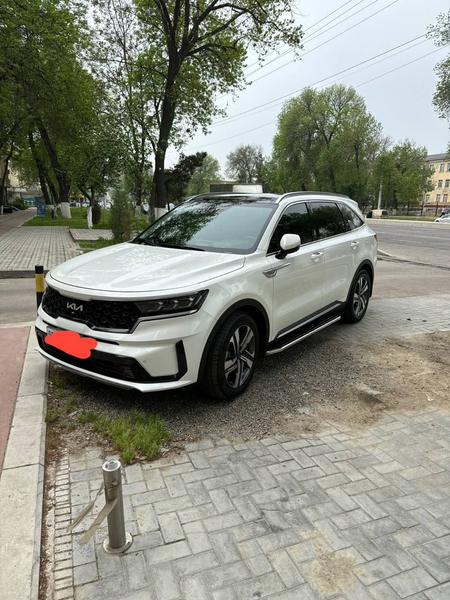 KIA Sarenta sotiladi