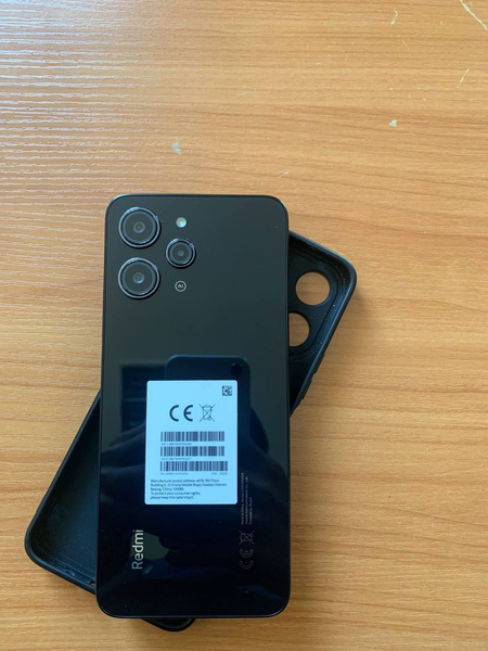 Sotiladi Redmi 12
