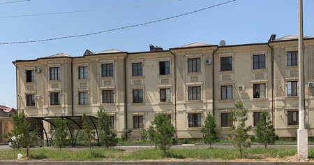 Продается или Обмен на участок,2x комнатная квартира, 72кв+подвал 15кв