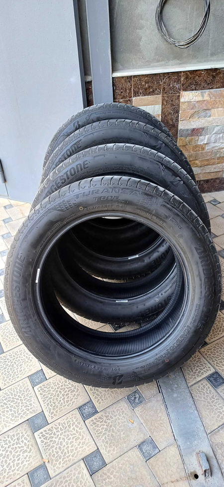 Balon sotiladi holati yahshi 215ga55 70 BRIDGESTONE hitoy