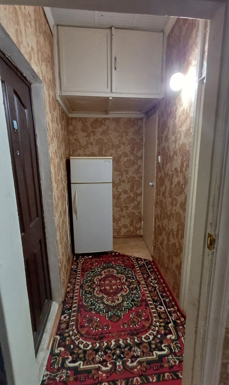 Феруза Продается квартира 1/1/4 балкон 1.5х3 можно под ипотеку