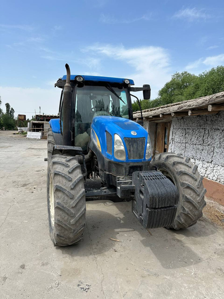Traktor New Holland 60-70
