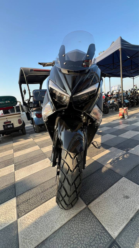 Qiumotors | T MAX