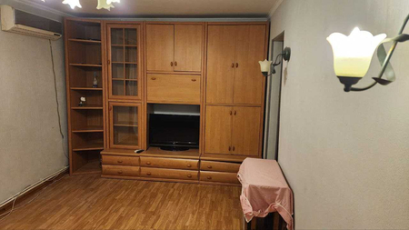 Сдам 1 комнотную квартуру с ремонтом, мебелю и техникой на ул. БИЙ