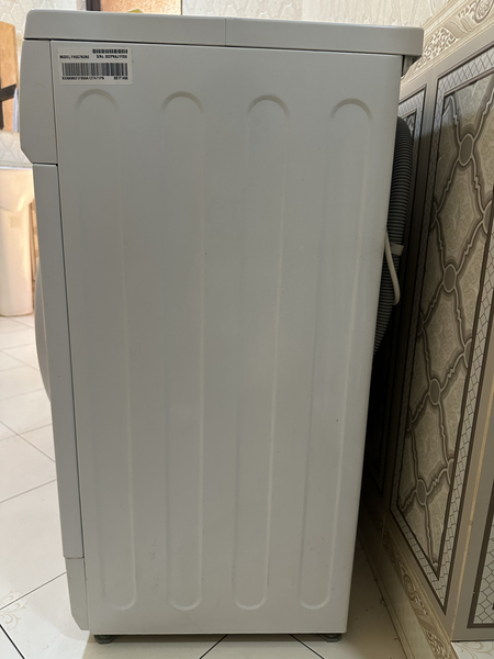 Kirmoshina LG 6kg yaxshi ishlidi. Xech qanaqa aybi yo’q. DD motor.