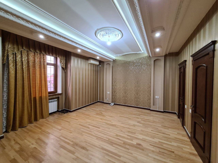 Продается Евро дом Ориентир: Центр Луначарский 680 м2