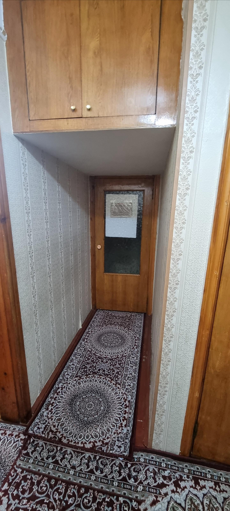 Dom sotiladi 3 xona