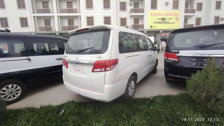 JAC M4 REFINE liniyalarga va mexmonxonalarga komfort miniven