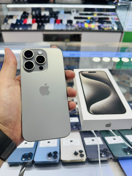 iPhone 15 Pro 128 gb natural