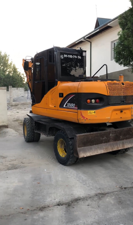Ekskavator xiniu 90LX