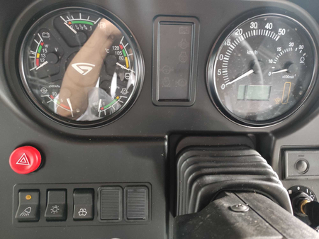 TRAKTOR belarus 82.1 nasiya savdoga beriladi