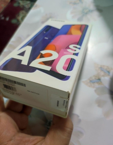 Samsung A20s Srochna sotiladi