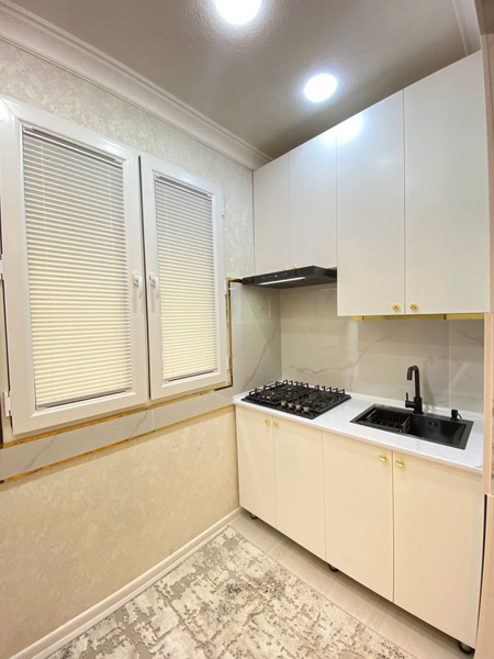 Метро Мирзо Улугбек 2.3/2/4  50м2 С мебелом техника Упаковка Зеркалка