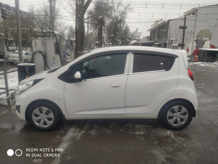 Продается автомобиль спарк автомат