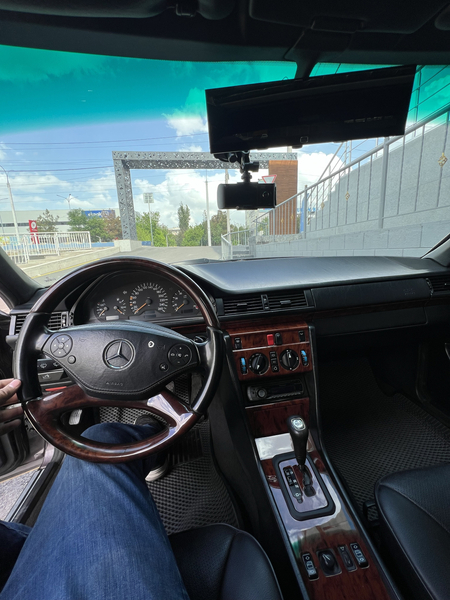 Mercedes w124 5.5