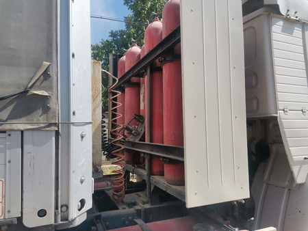 Kamaz pritsep sotiladi