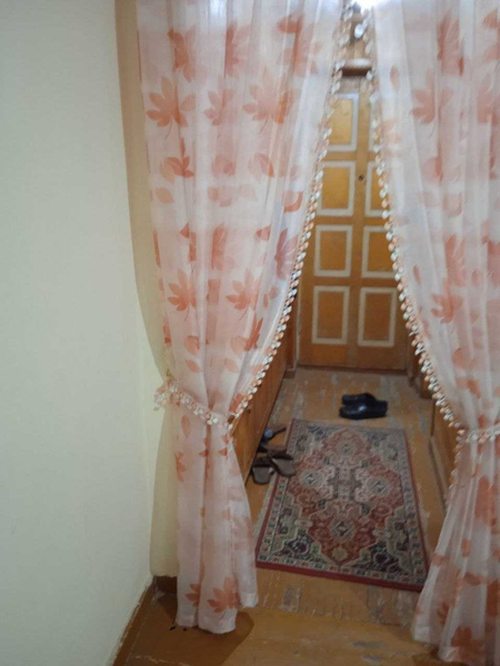 Продаю свою 3-комнатную квартиру, расположенную в Юнусабаде