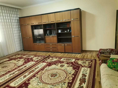 Продаётся 2-х этажное здание в центре Бухары