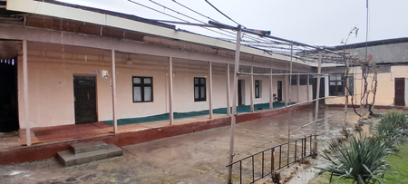 Hovli uy sotiladi 6