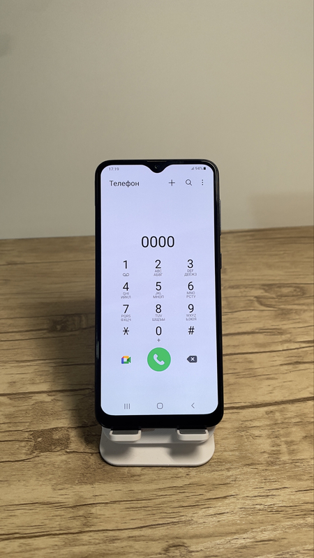 Samsung Galaxy A30 s sotiladi