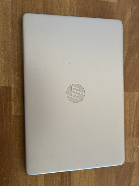 HP Laptop 15.6 i5 1135G7