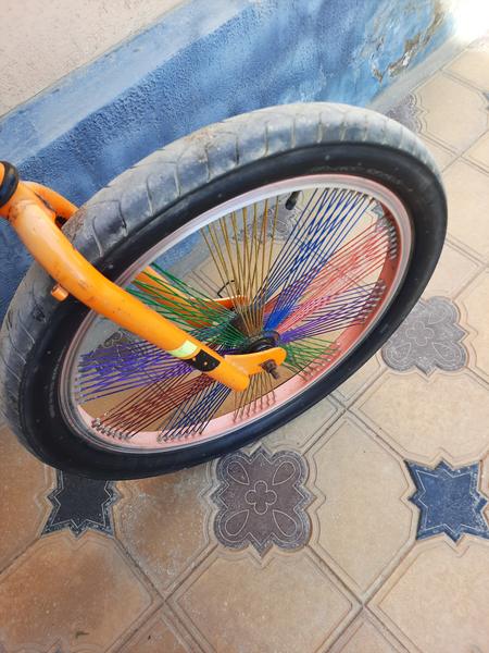 Velosiped  katta heli