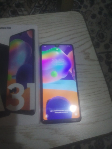 Samsung A31 sotiladi ideal 4/64gb
