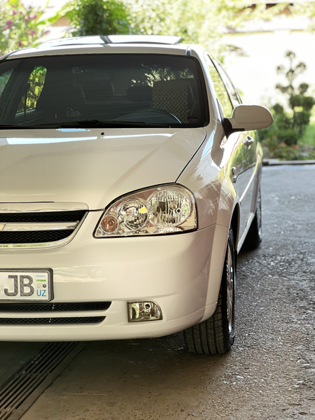 Lacetti 1,6 AT faqat Arendaga